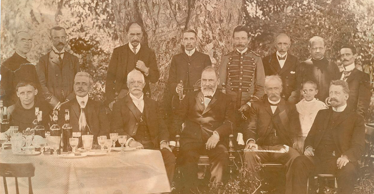 Colégio Catarinense celebra 120 anos em Florianópolis com legado ...